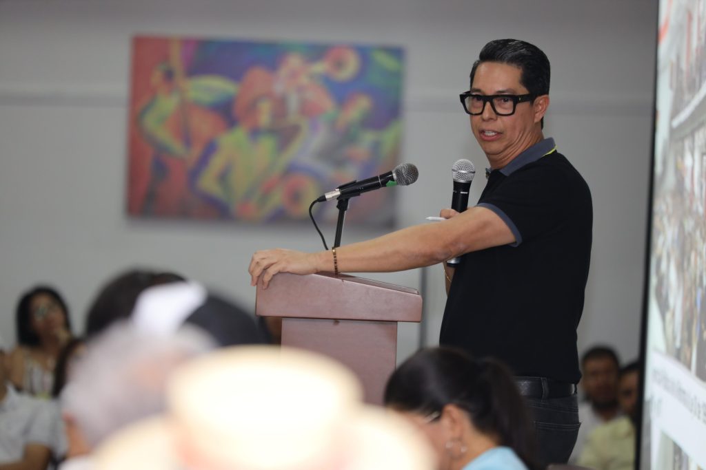 Magaly medina xxx. i've met with Leyla a handful of