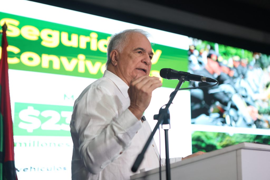 Gobernador le rindió cuentas a los huilenses sobre la gestión de 2025 ...